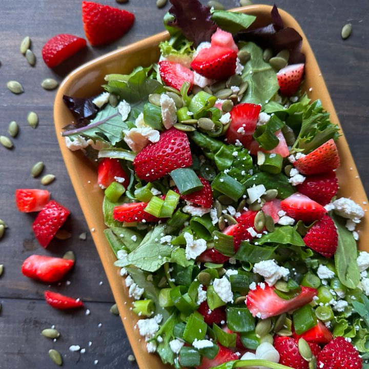 Strawberry Goat Cheese Salad - thecleanhappylife